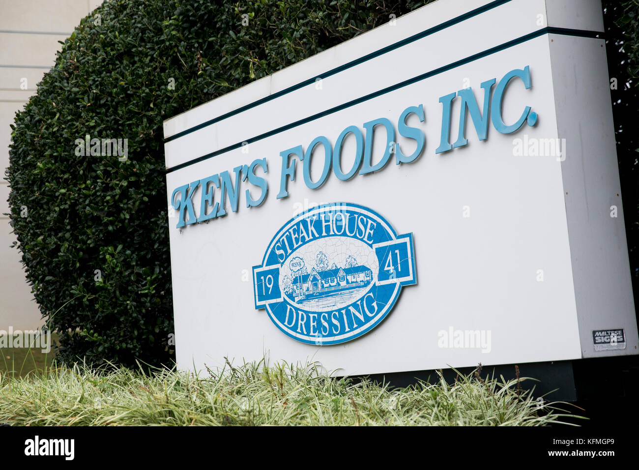 Kens hi-res stock photography and images - Alamy