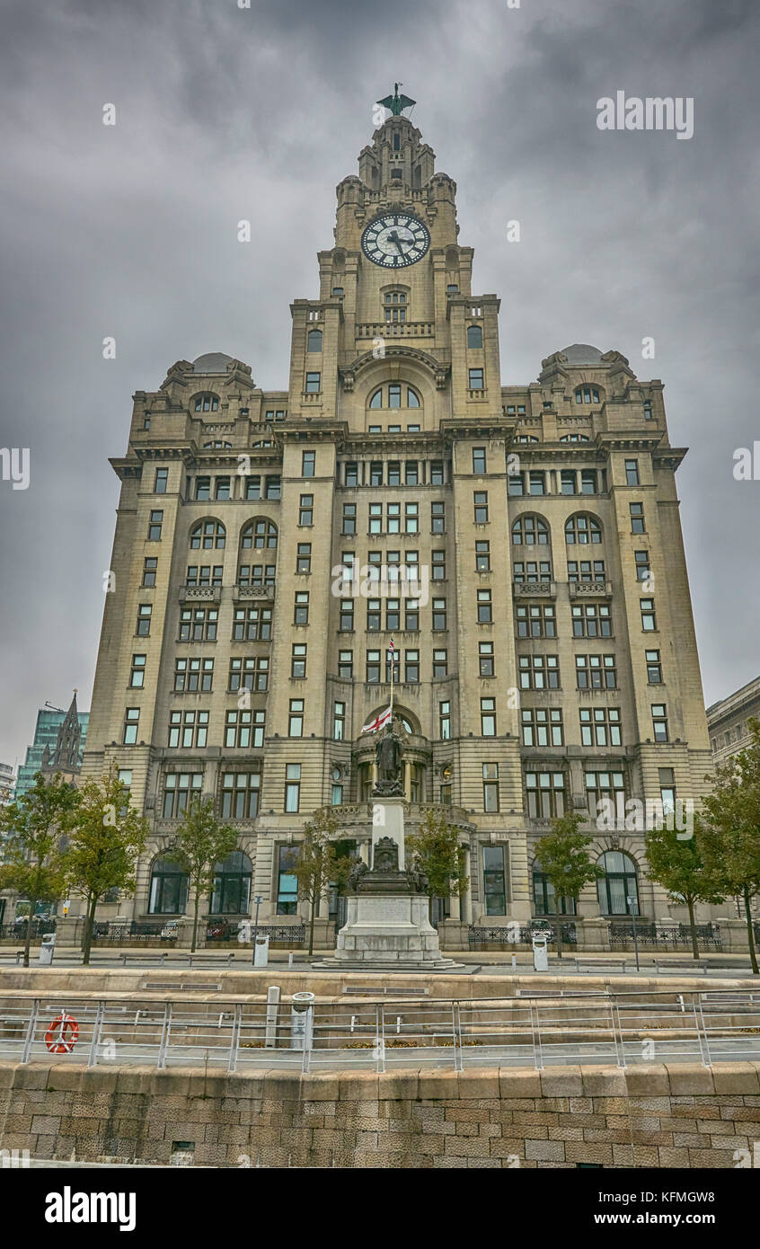 The liver building liverpool Stock Photo - Alamy