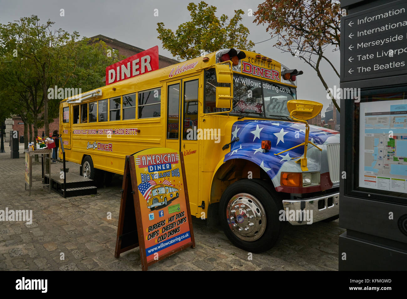 diner bus liverpool Stock Photo - Alamy