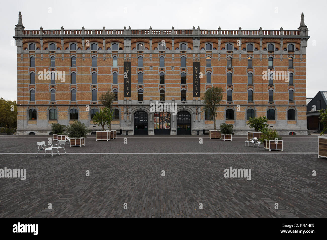 Belgium brussels tour taxis brussels hi-res stock photography and ...