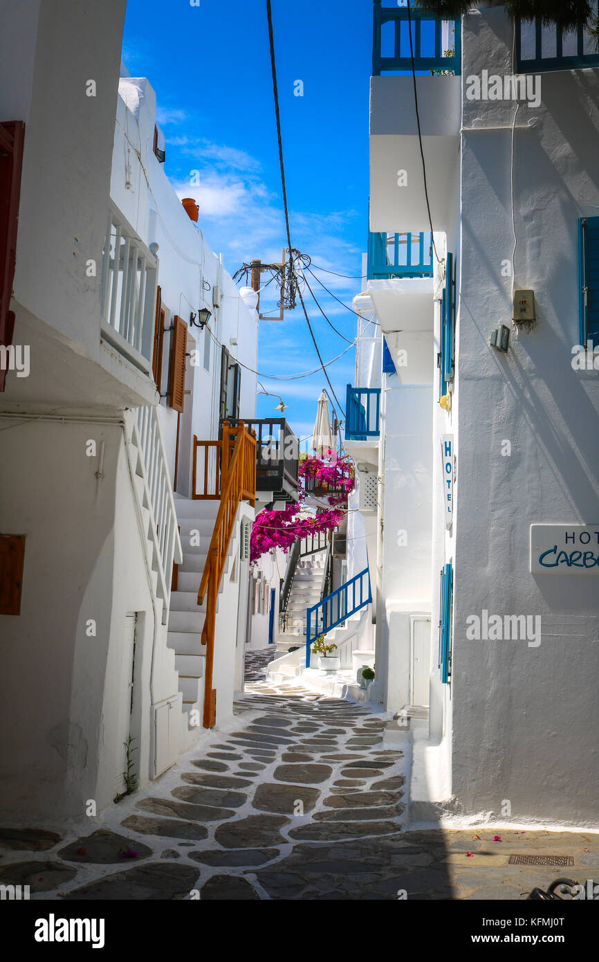 Geek island hi-res stock photography and images - Alamy