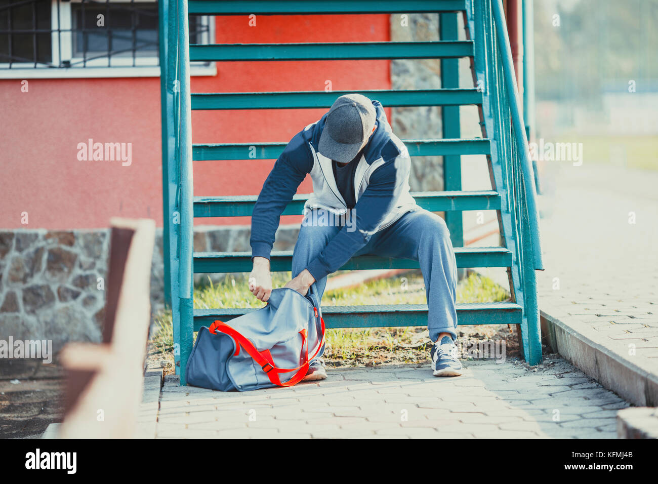 A man is getting ready to workout Stock Photo - Alamy