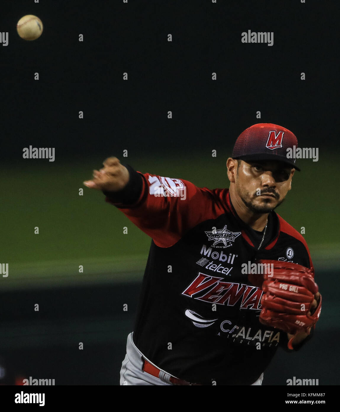 Alfonso Sanchez pitcher abridor de Venados, durante las aciones de ...