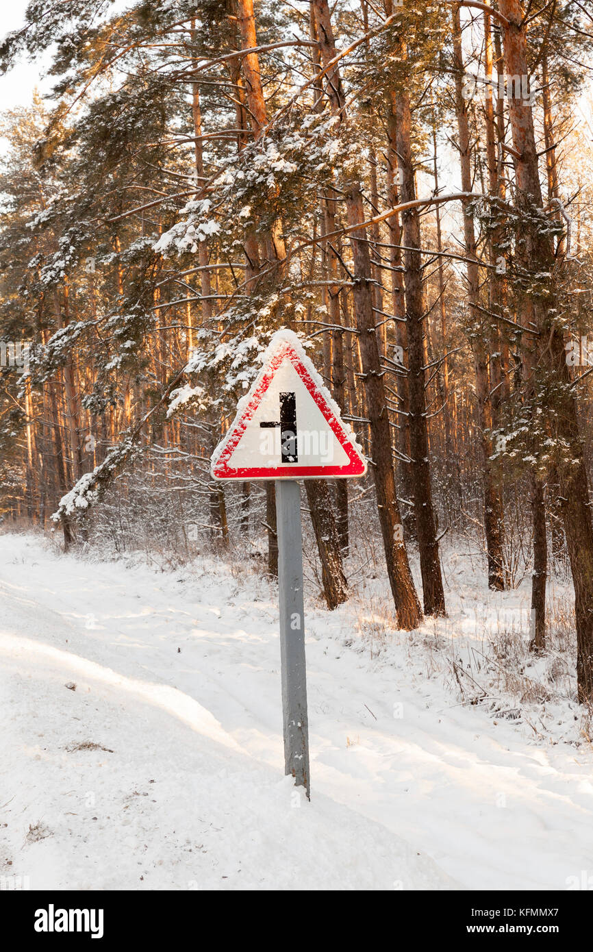 Winter time road main sign Stock Photo - Alamy