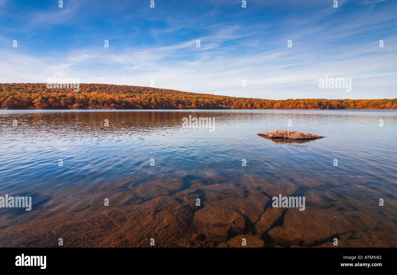 Shallow lake hi-res stock photography and images - Alamy