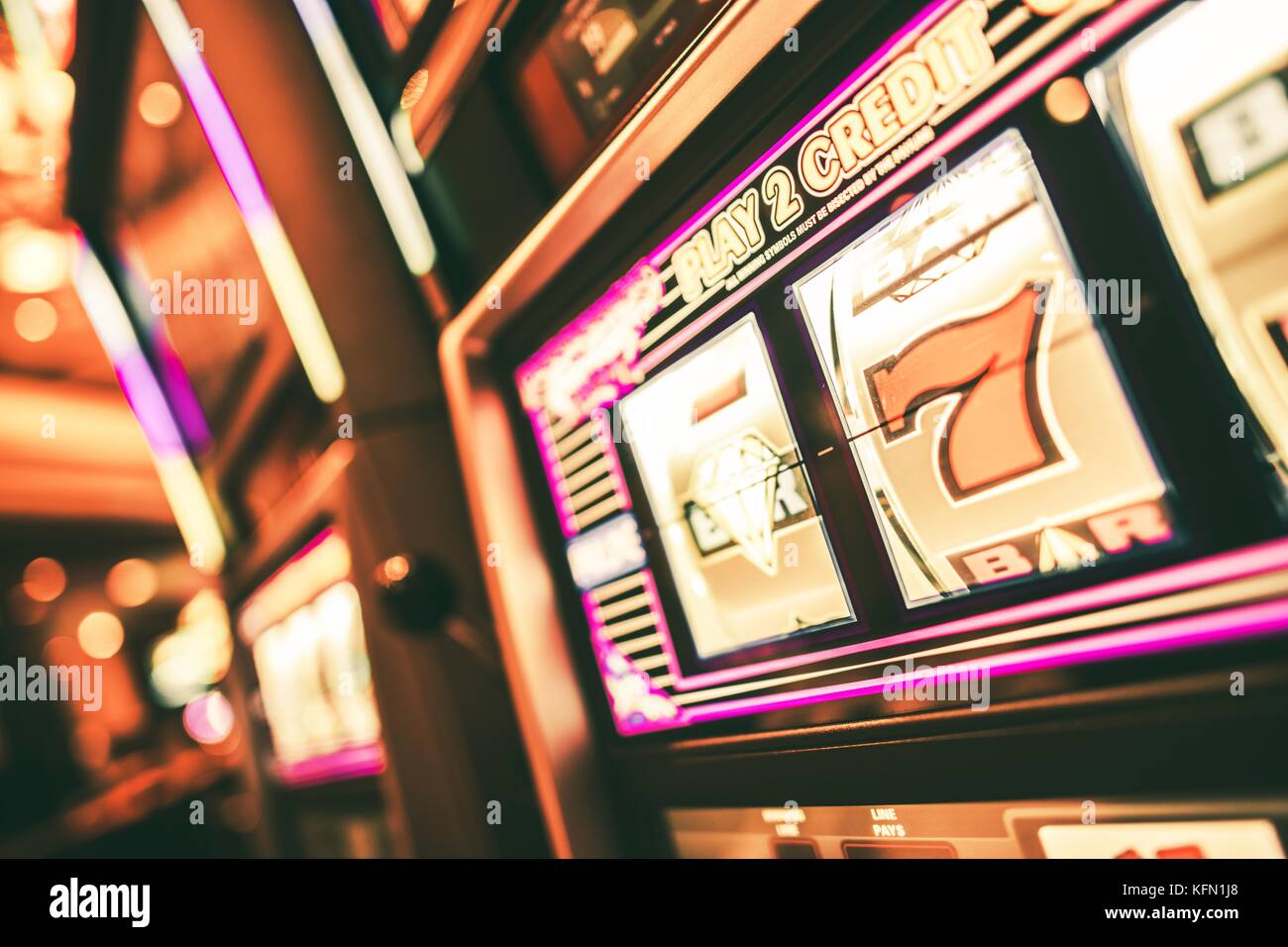 One handed bandit hi-res stock photography and images - Alamy