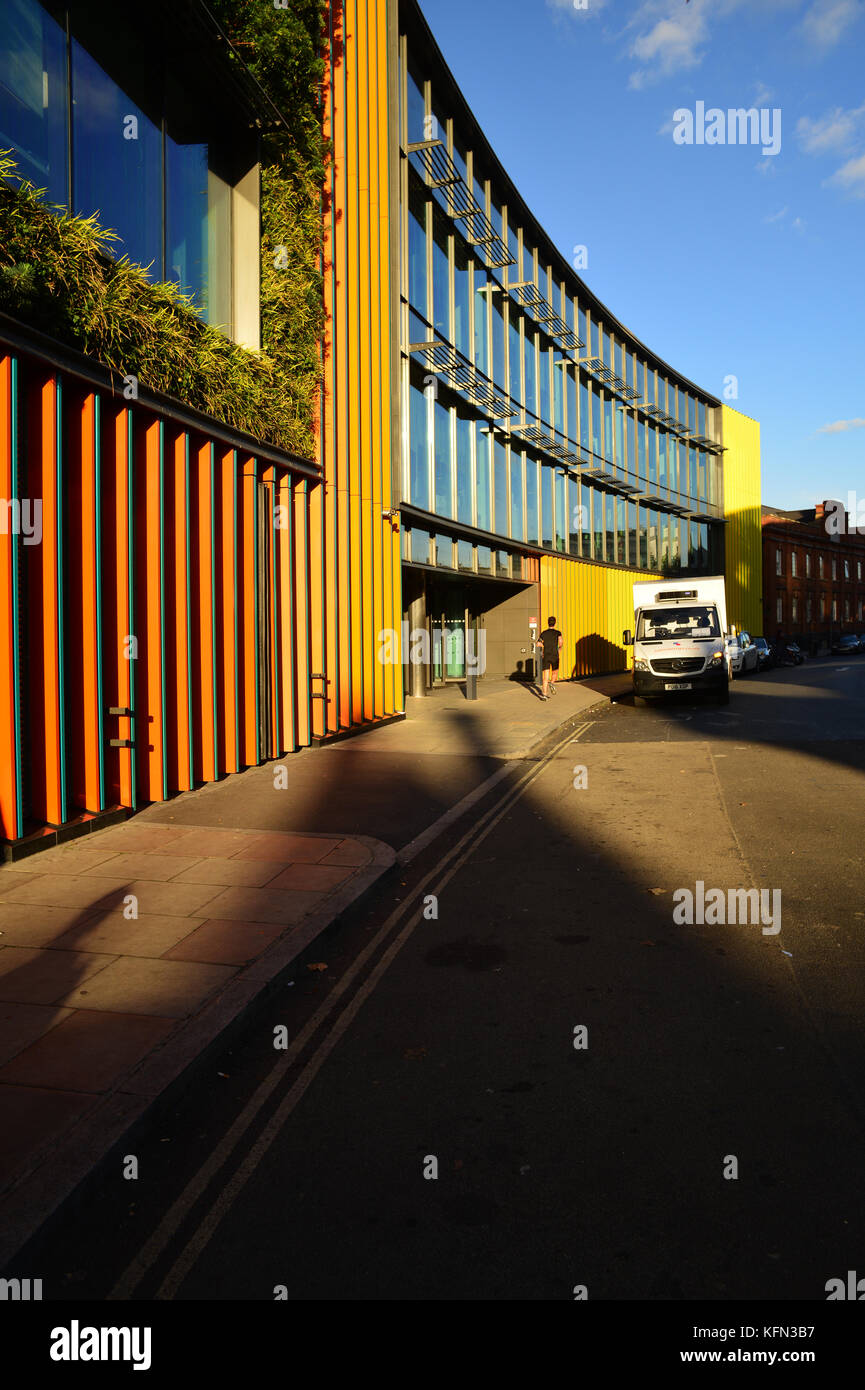 Nickelodeon hi-res stock photography and images - Alamy