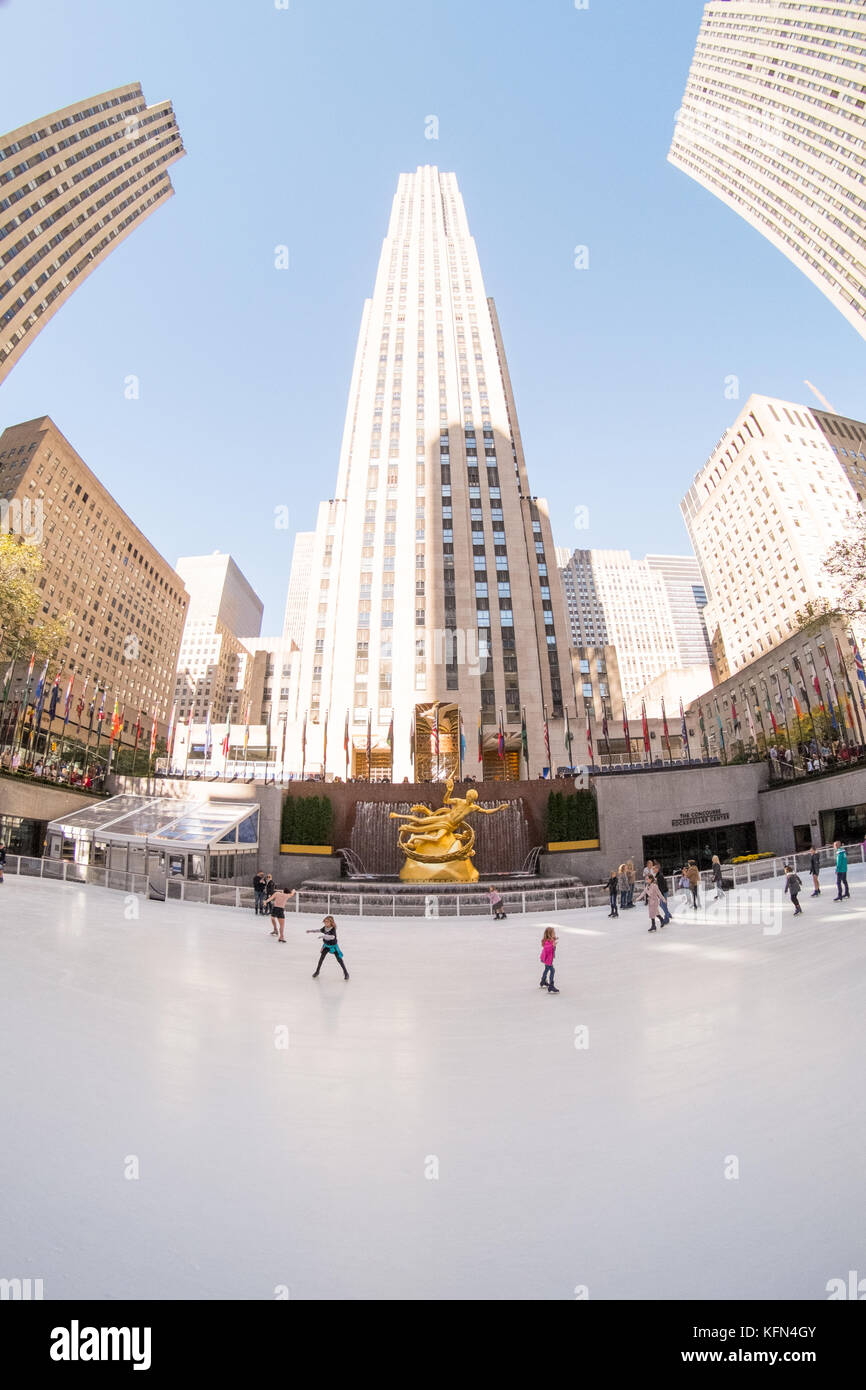 Rockefeller Center ice-skating rink in Midtown Manhattan in New York ...