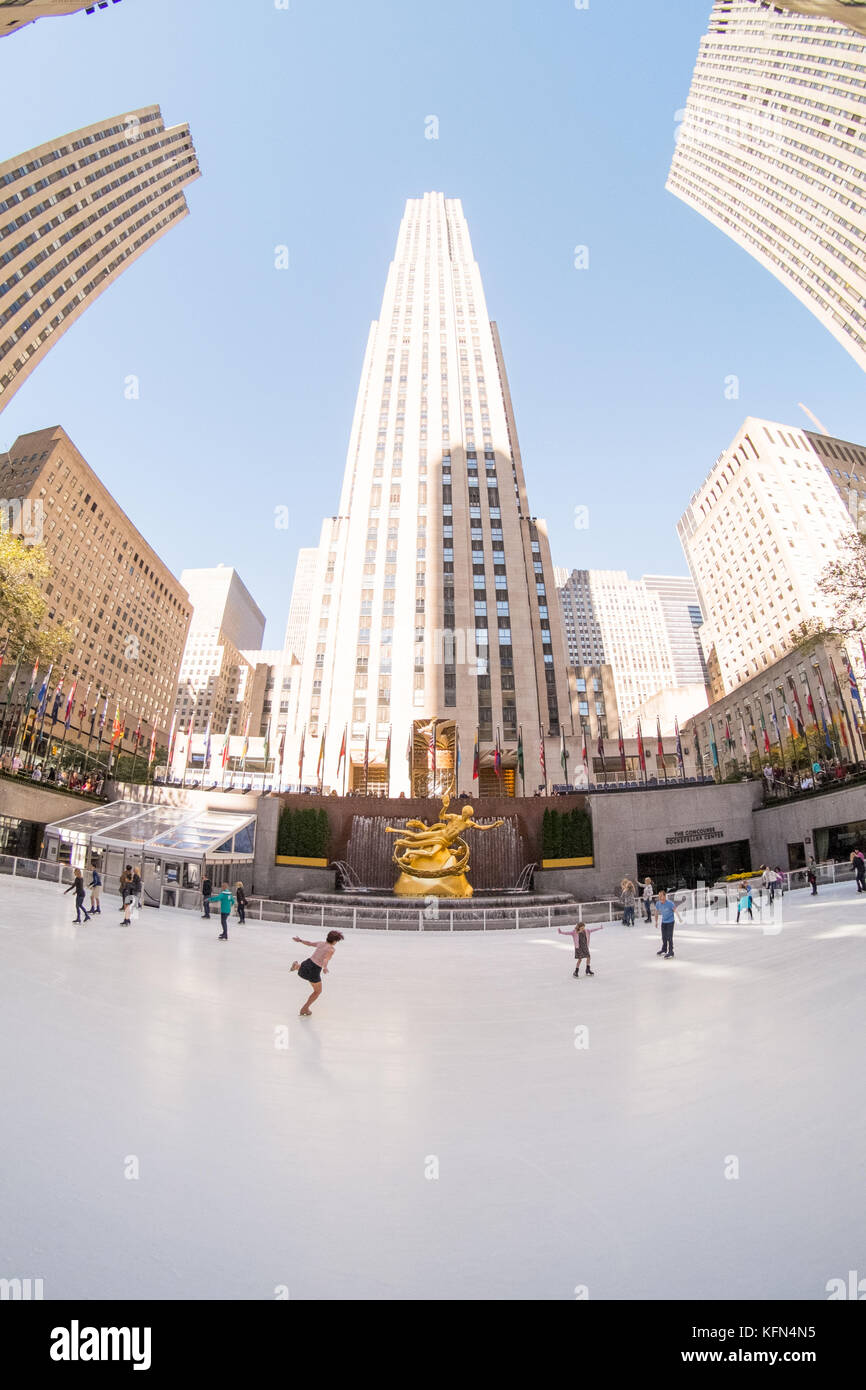 Rockefeller Center ice-skating rink in Midtown Manhattan in New York ...