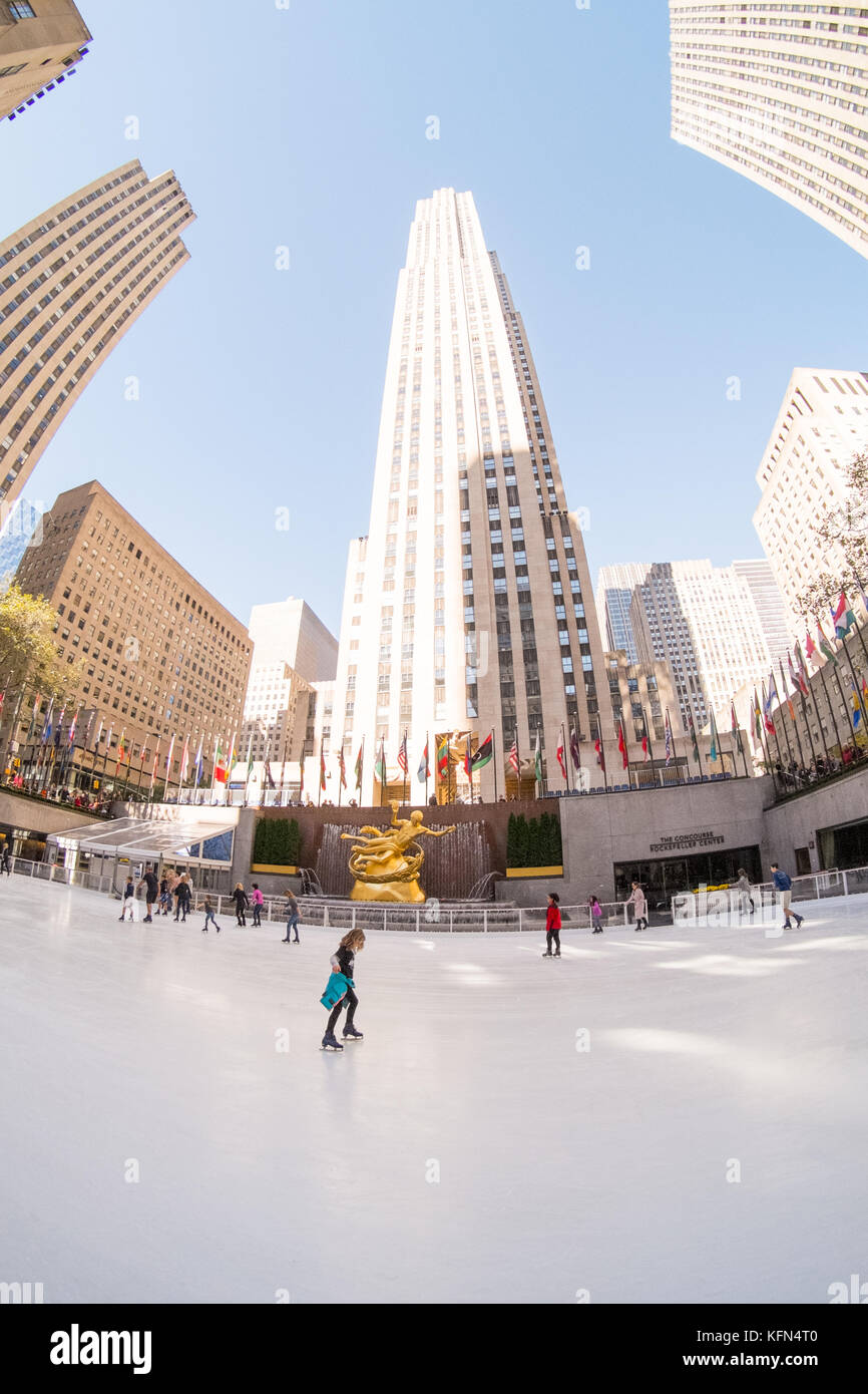 Rockefeller Center ice-skating rink in Midtown Manhattan in New York ...