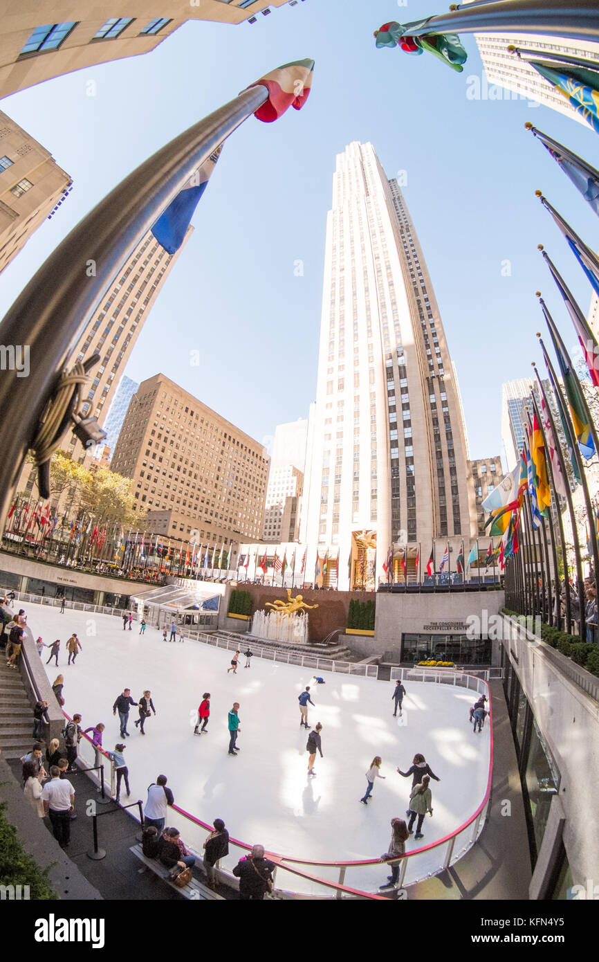 Rockefeller Center ice-skating rink in Midtown Manhattan in New York ...