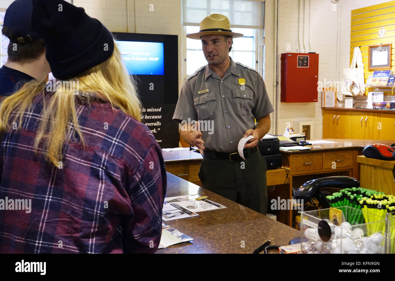 National parks ranger hi-res stock photography and images - Alamy