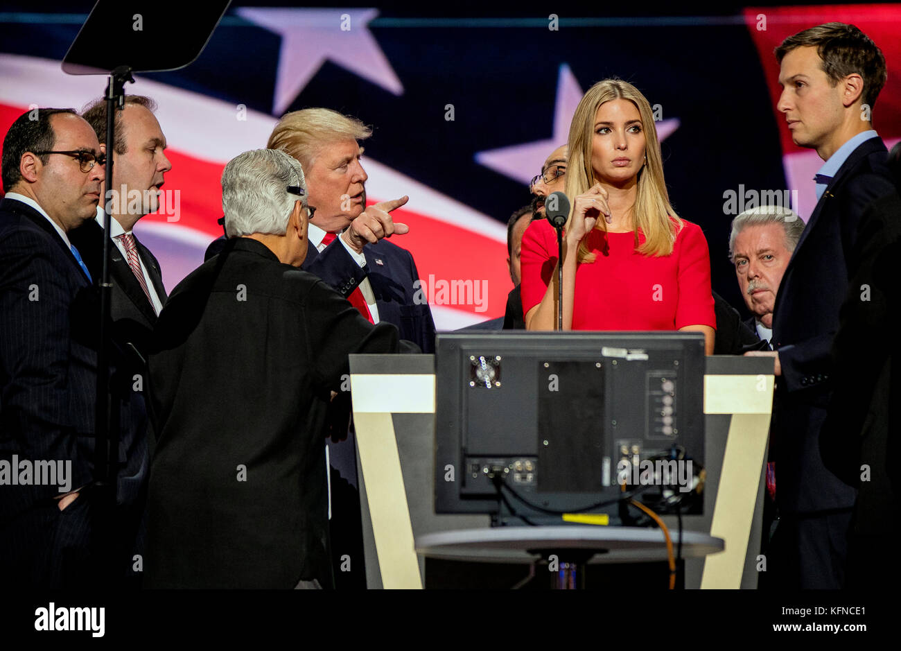 Dossier on donald trump hi-res stock photography and images - Alamy