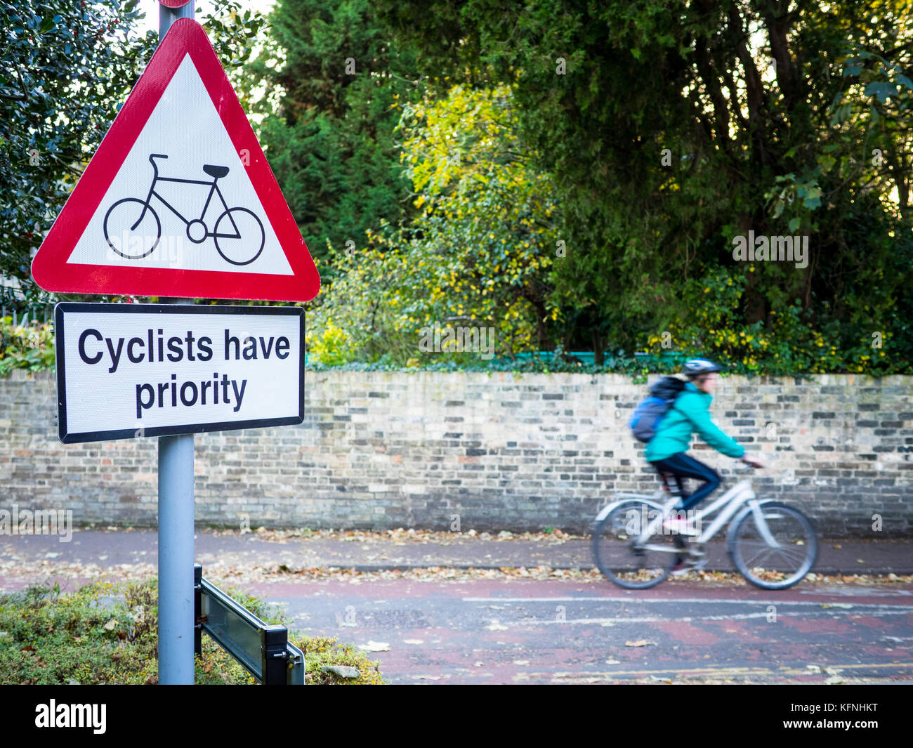 Safer Cycling - Cycling Safety - Bike Safety - Cyclists have priority ...