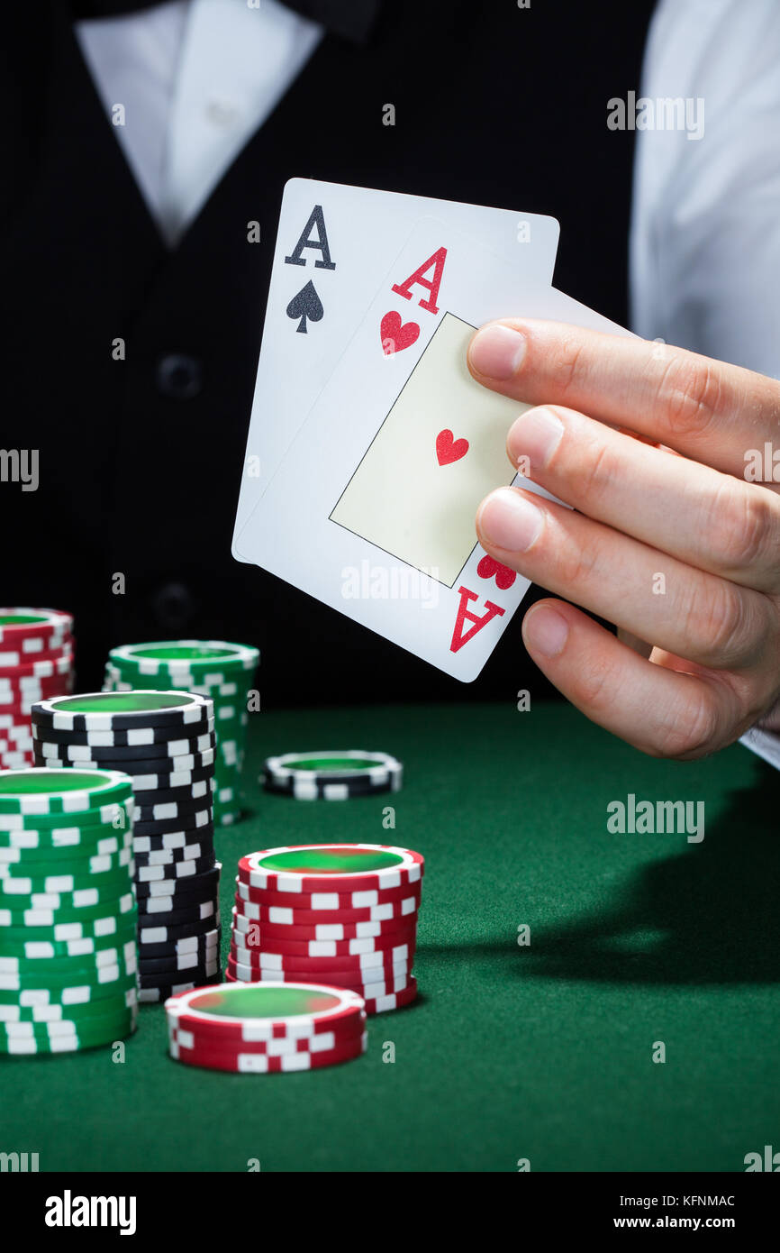 Croupier hi-res stock photography and images - Alamy