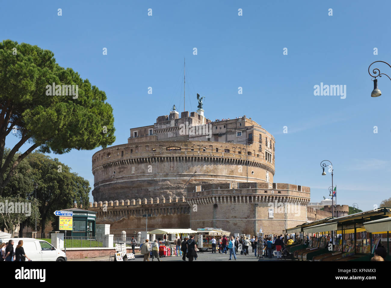 Hadrians tomb hi-res stock photography and images - Alamy