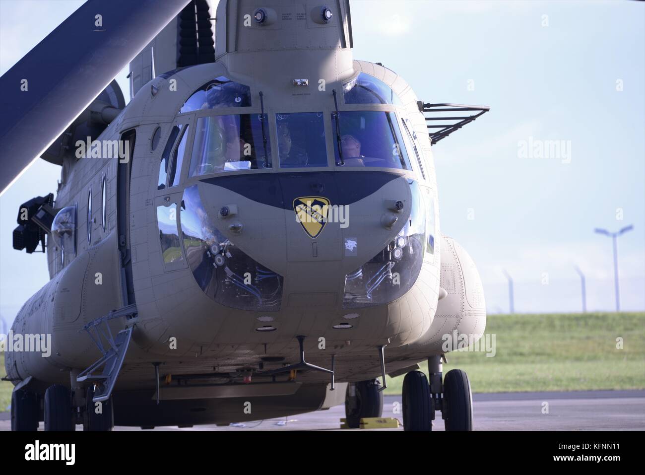 Ch 47 chinook helicopter hi-res stock photography and images - Alamy