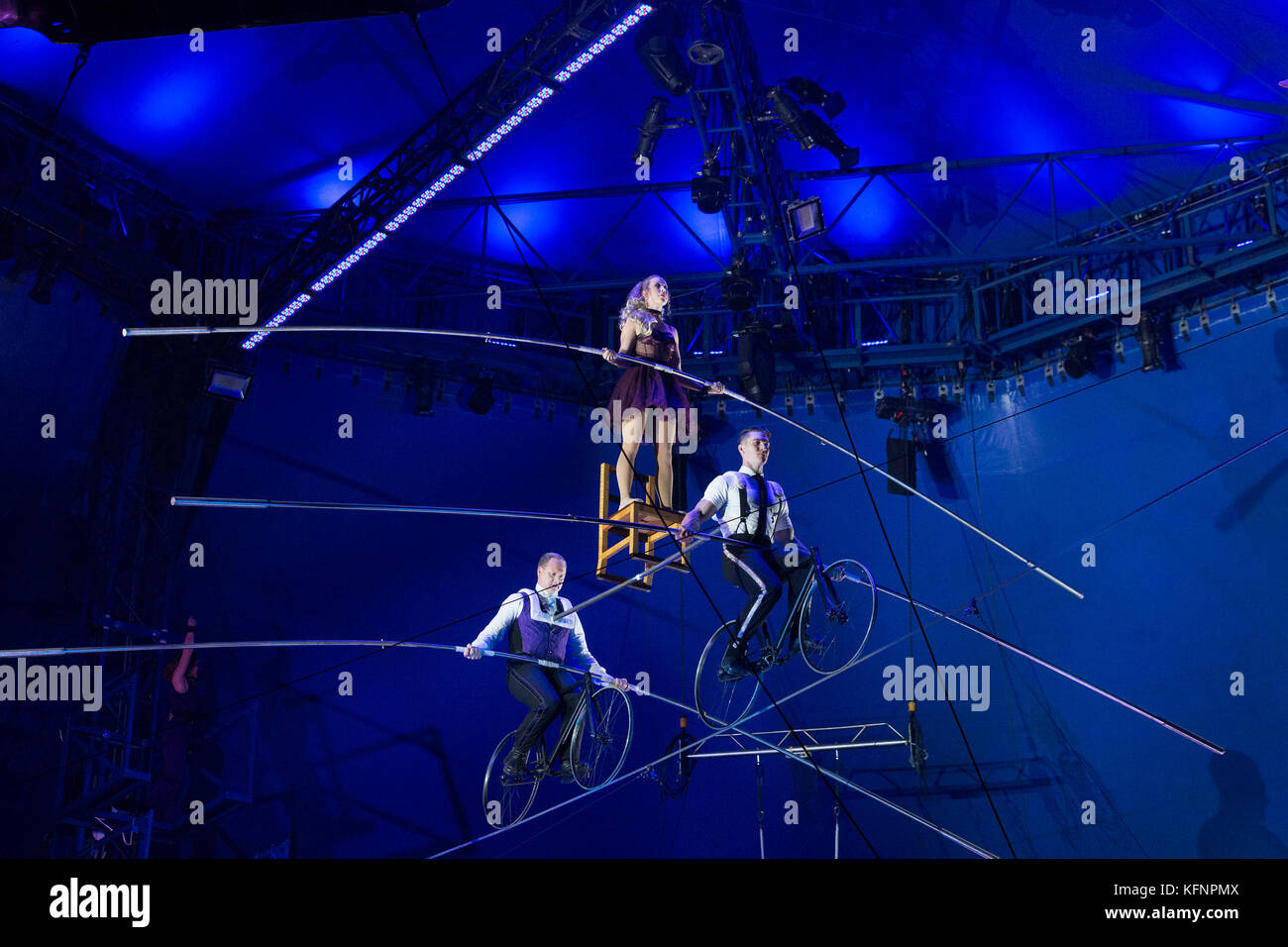 New York, United States. 29th Oct, 2017. Nik Wallenda high wire ...