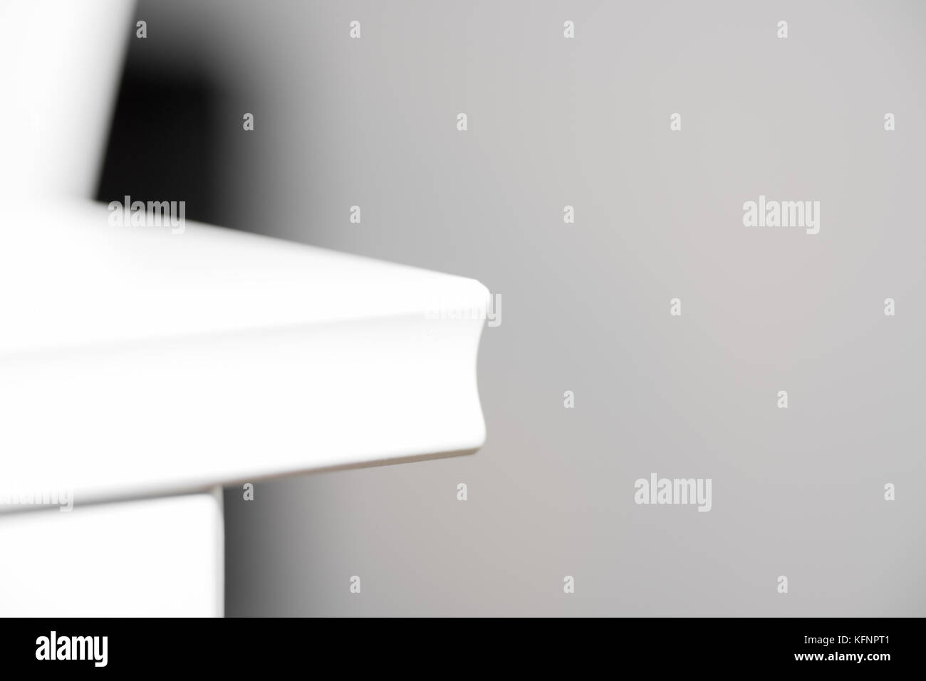 White table edge Stock Photo - Alamy