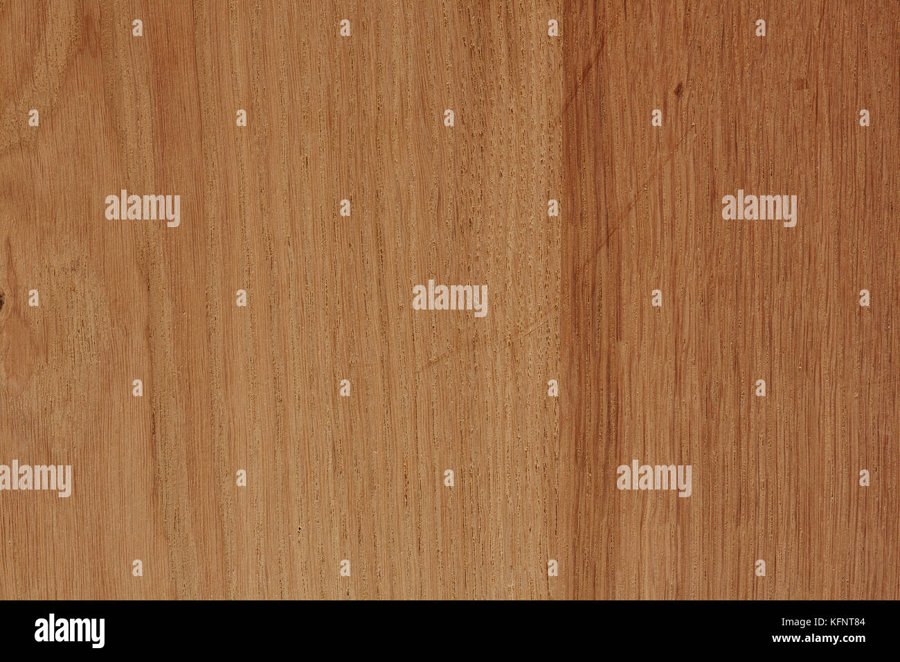 vertical grain sanded oak planl Stock Photo - Alamy