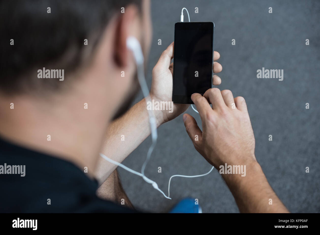 man using smartphone Stock Photo - Alamy