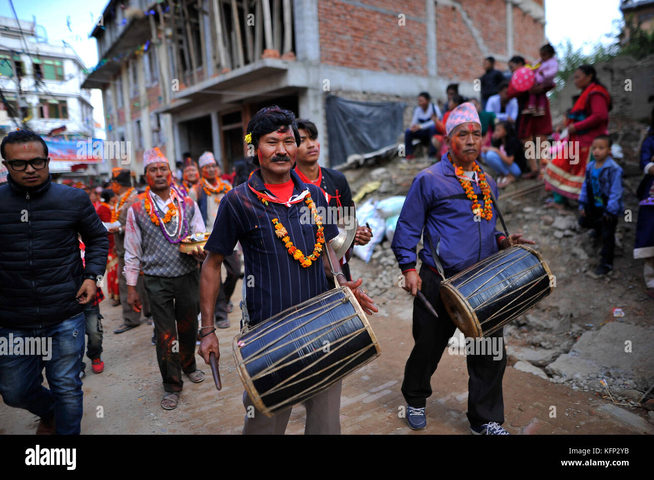 Kathmandu, Nepal. 30th Oct, 2017. Nepalese people playing traditional ...