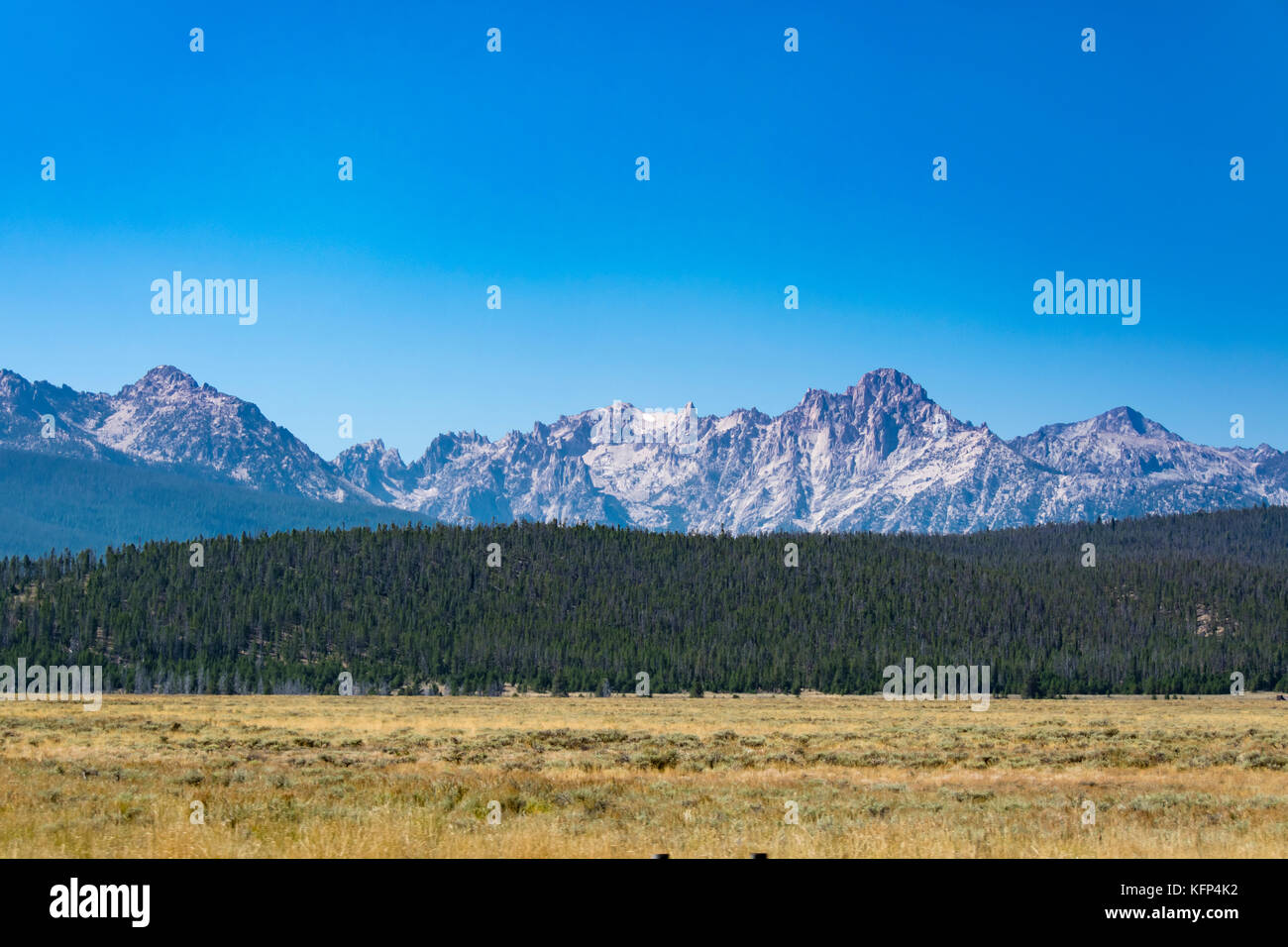 Sawtooth mountains hi-res stock photography and images - Alamy