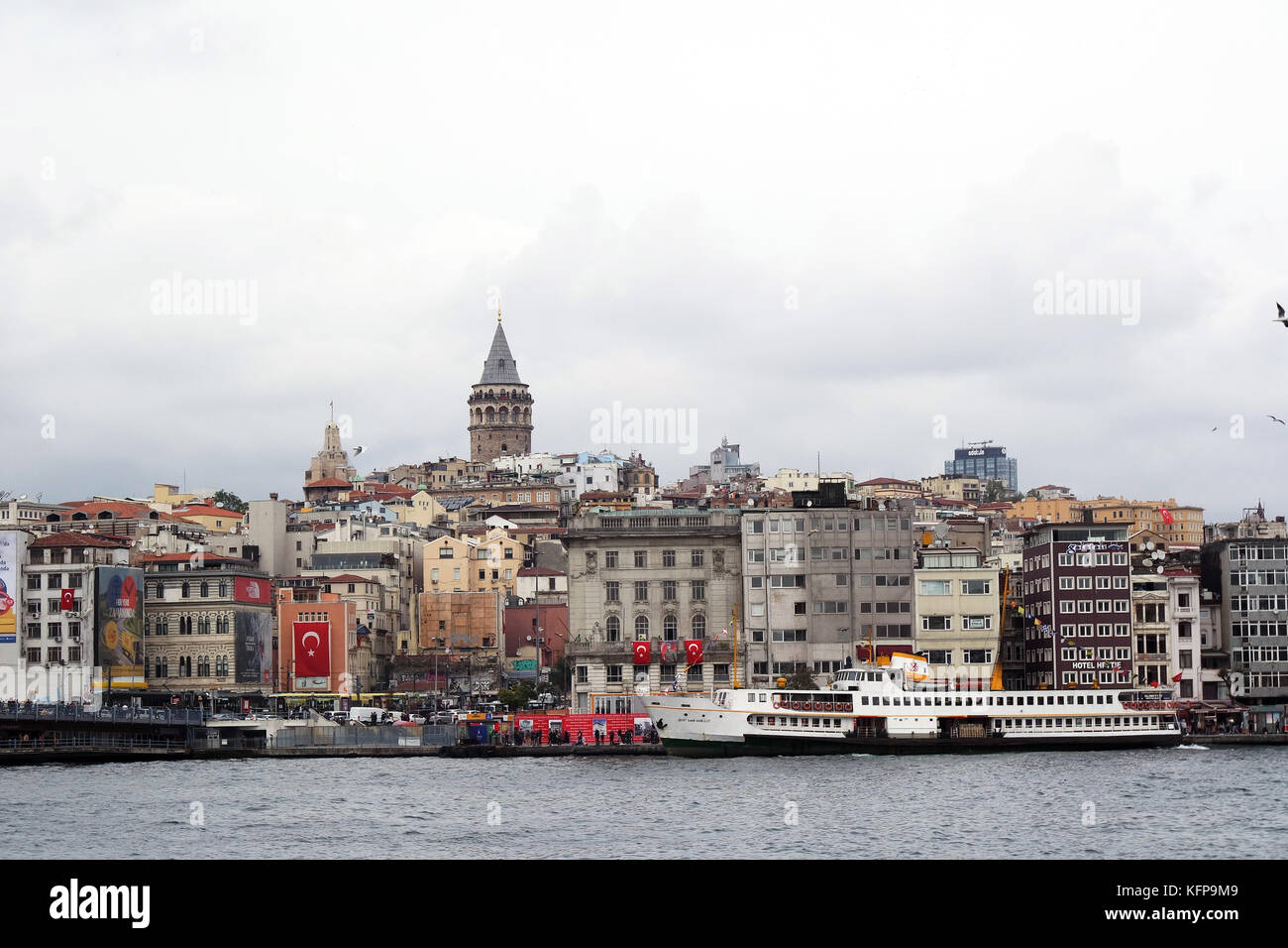 Golden horn estuary hi-res stock photography and images - Alamy