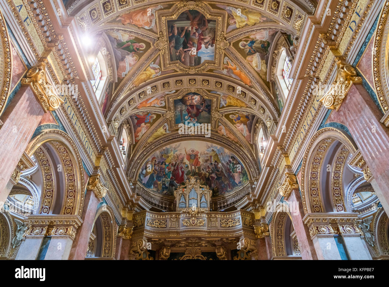 Innenraum der barocken Basilika San Gorg, Victoria, Insel Gozo, Malta ...