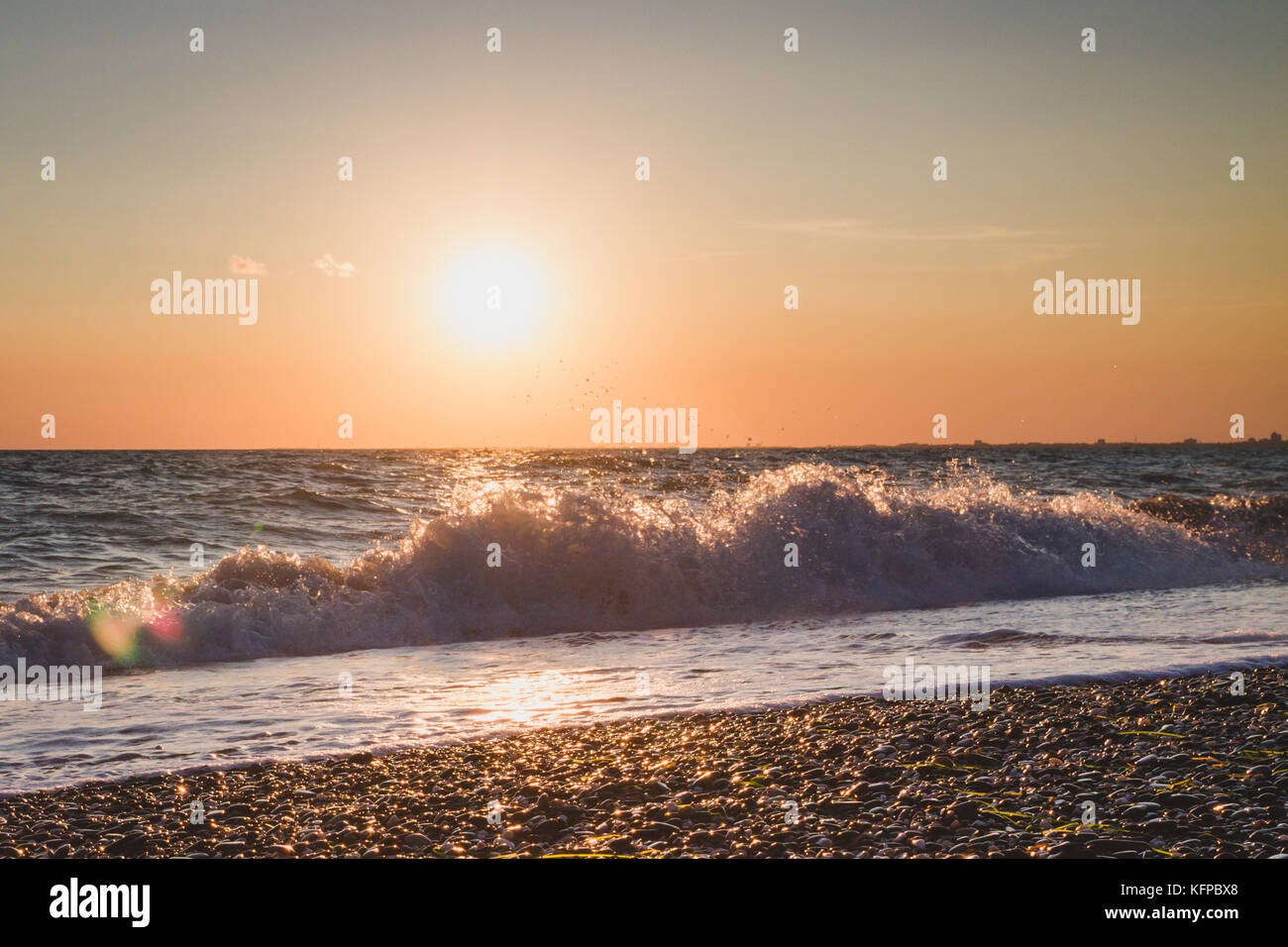 Beautiful sunset on the summer sea Stock Photo - Alamy