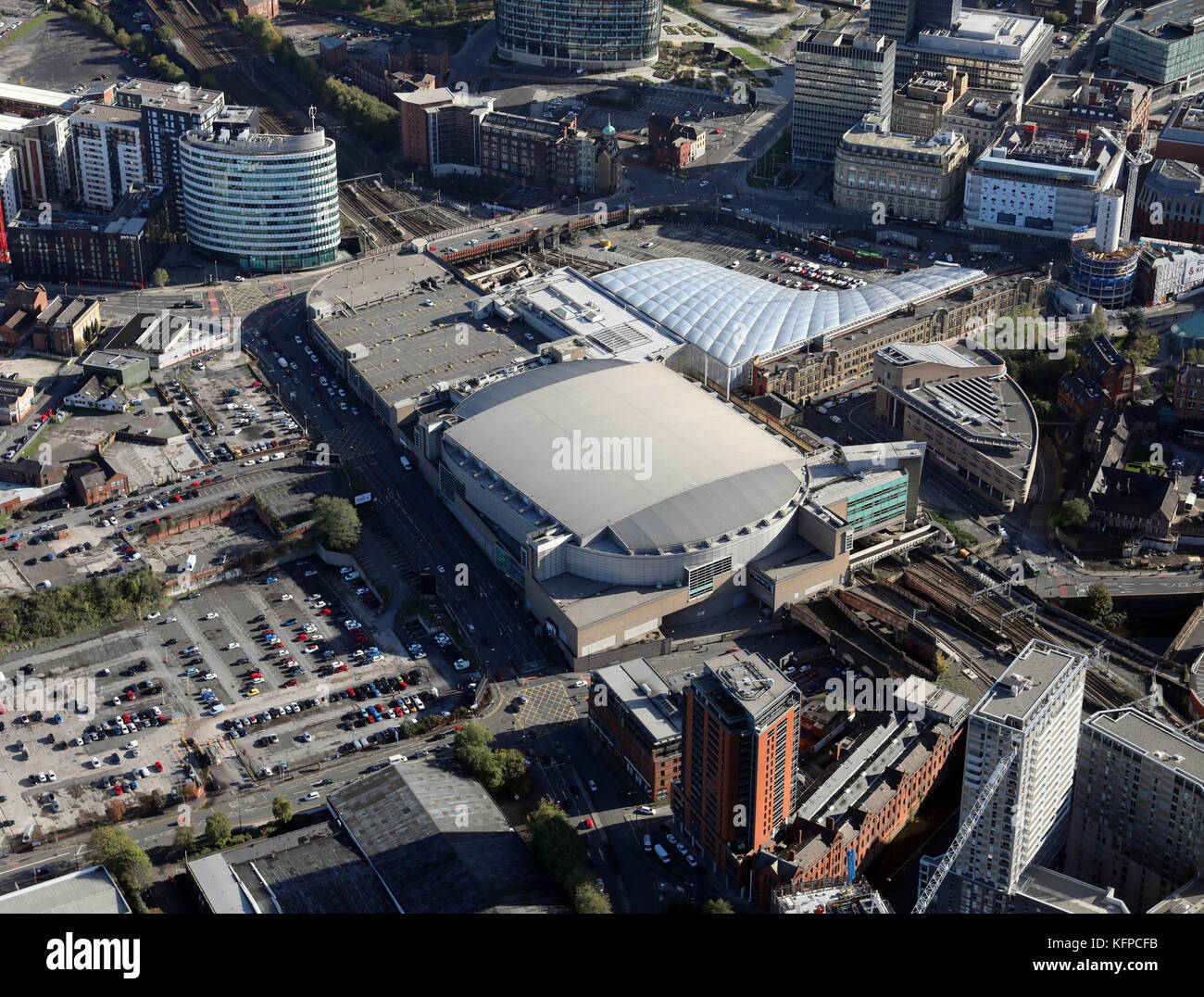 Victoria Station High Resolution Stock Photography and Images - Alamy
