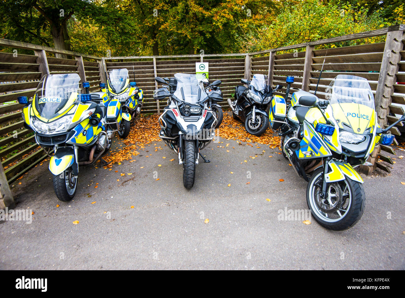 Detective police meeting hi-res stock photography and images - Alamy