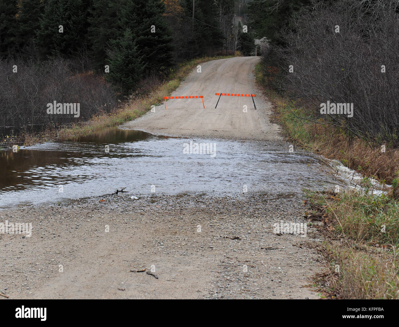 Orange traffic barricades hi-res stock photography and images - Alamy
