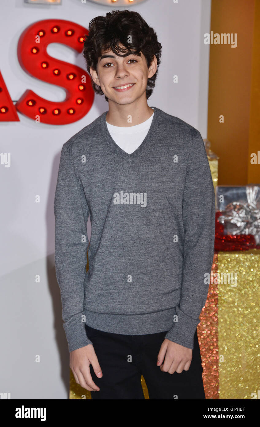 Los Angeles, USA. 30th Oct, 2017. Emjay Anthony arrives at the Premiere ...
