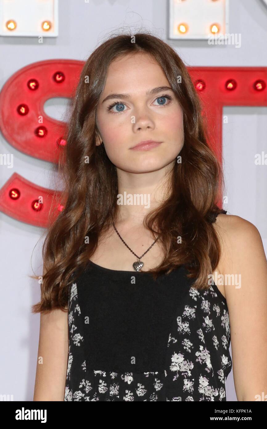 Oona Laurence Stock Photos & Oona Laurence Stock Images - Alamy