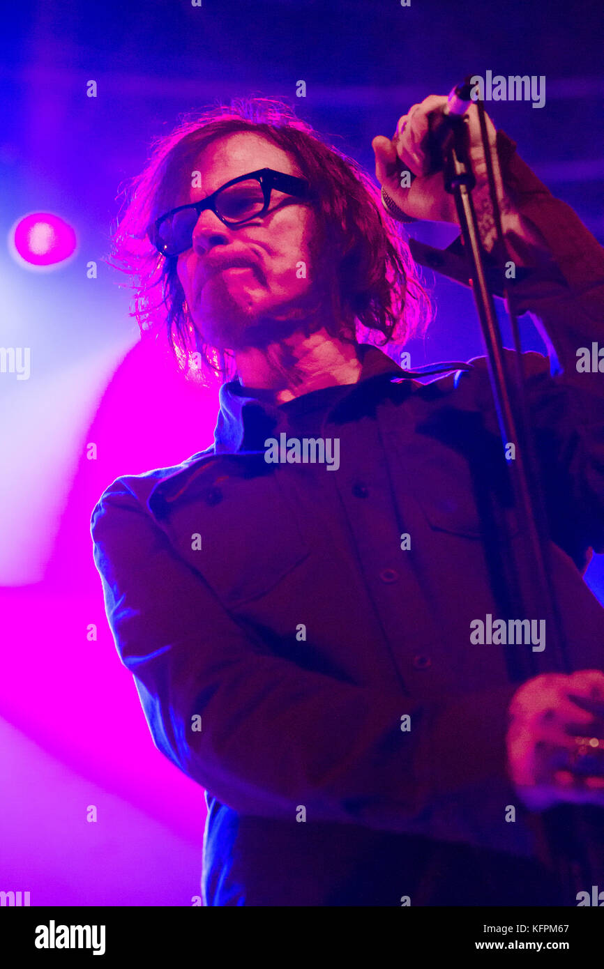 Milan, Italy. 30th Oct, 2017. The American singer-songwriter MARK ...