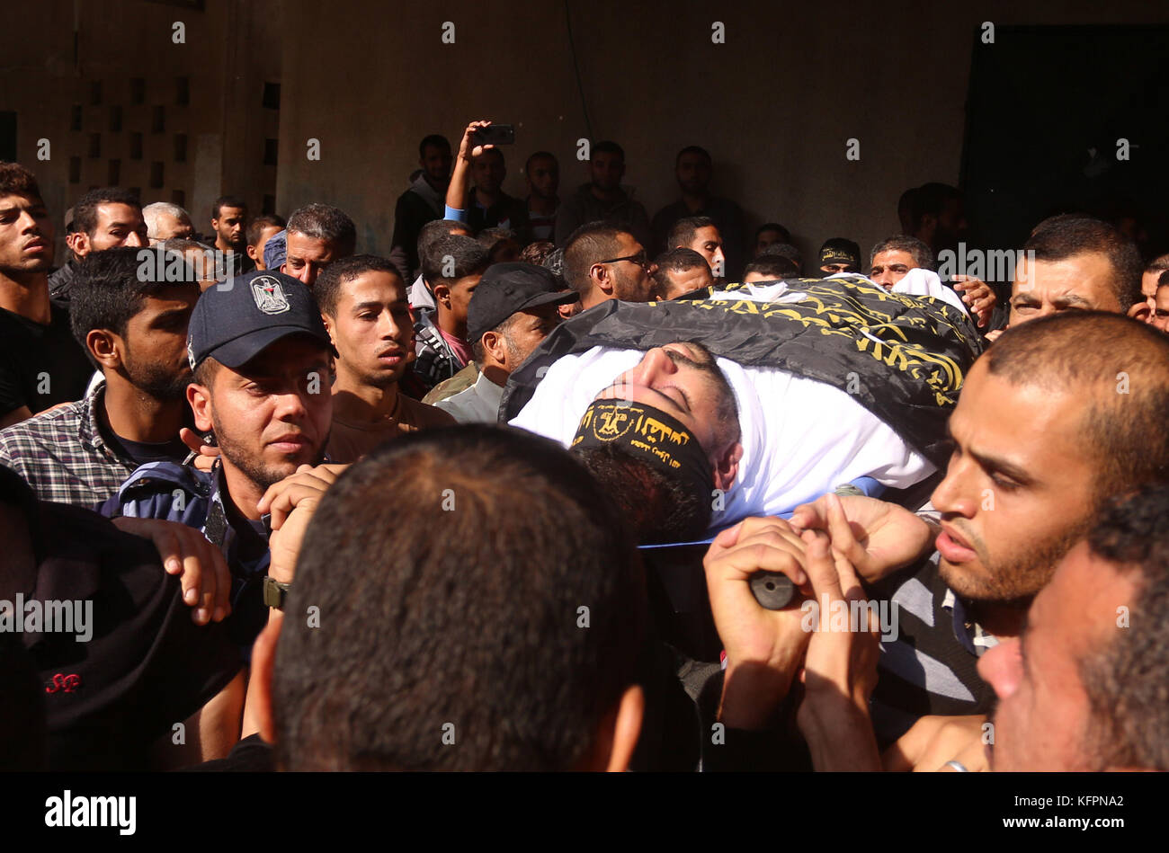 Bureij, Gaza Strip, Palestinian Territory. 31st Oct, 2017. Palestinian ...