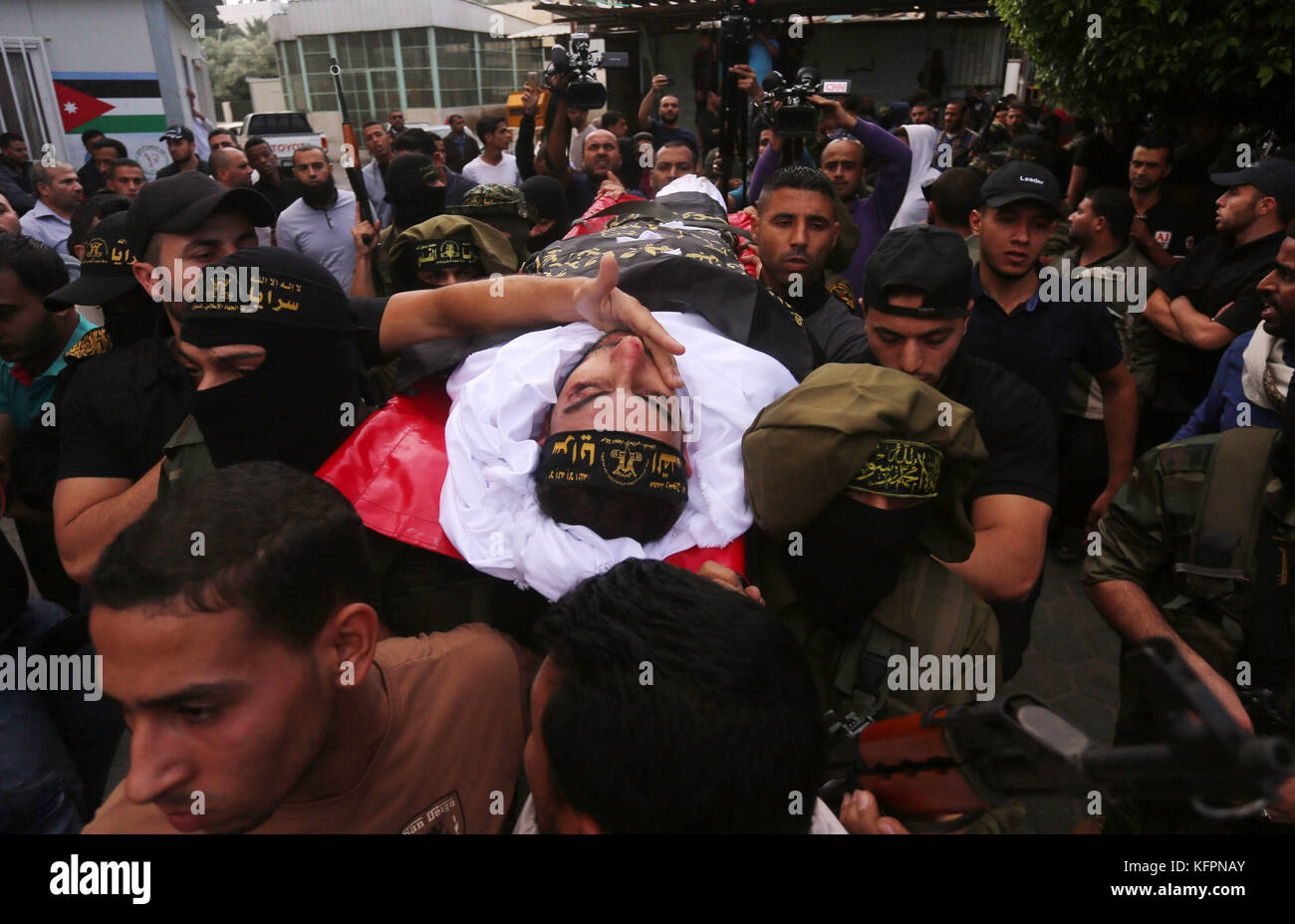 Bureij, Gaza Strip, Palestinian Territory. 31st Oct, 2017. Palestinian ...