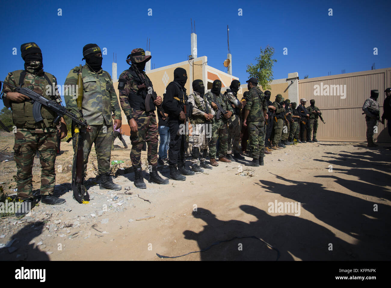 Gaza City, The Gaza Strip, Palestine. 31st Oct, 2017. Fighters of ...