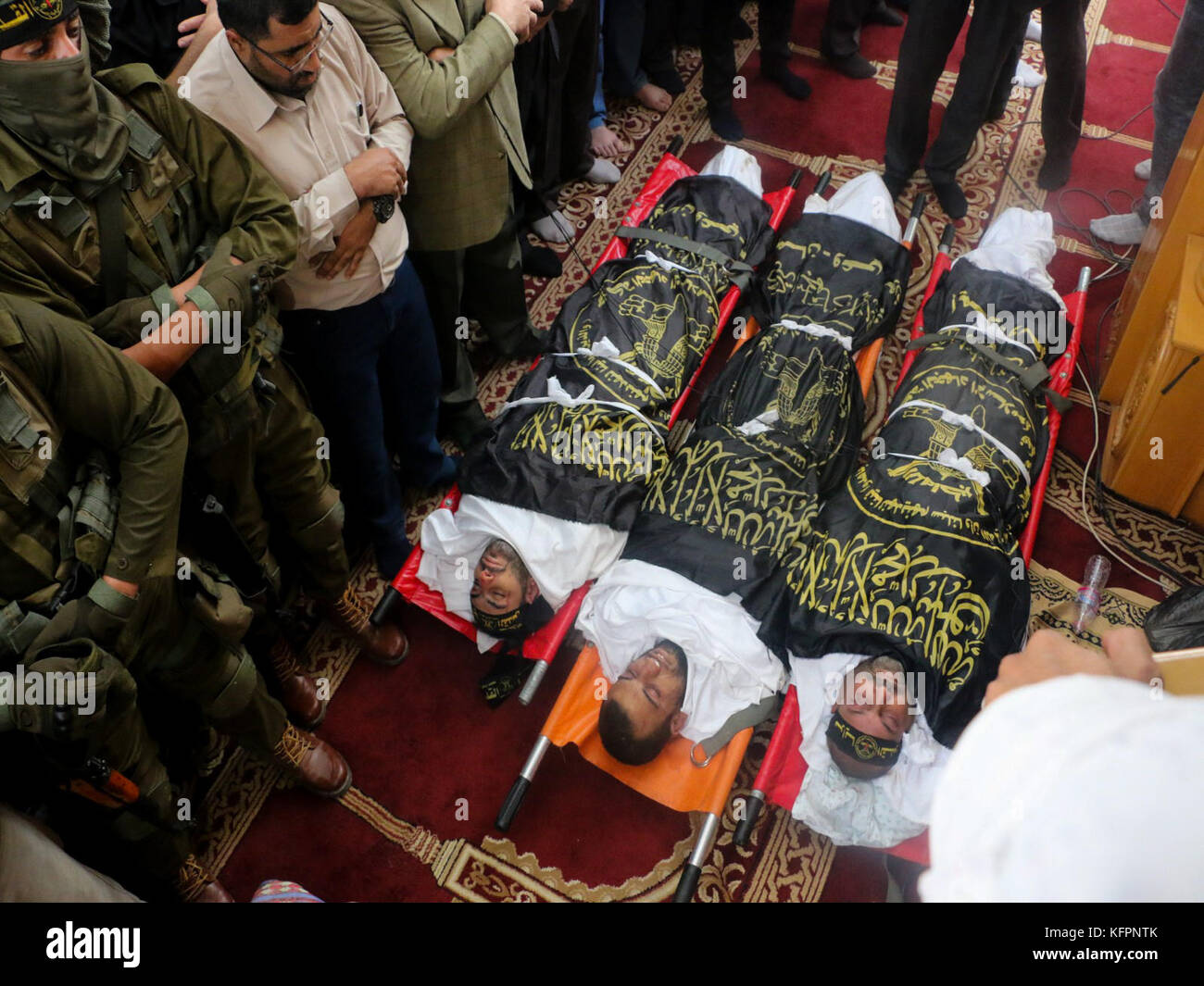 Al-Bureij refugee camp, Gaza Strip. 31st October, 2017. Thousands of ...
