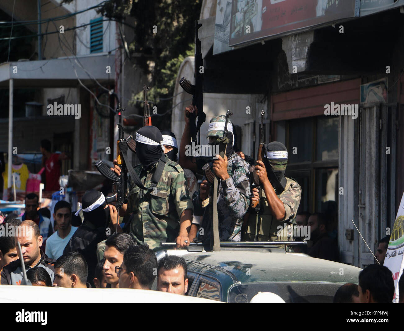 Al-Bureij refugee camp, Gaza Strip. 31st October, 2017. Thousands of ...