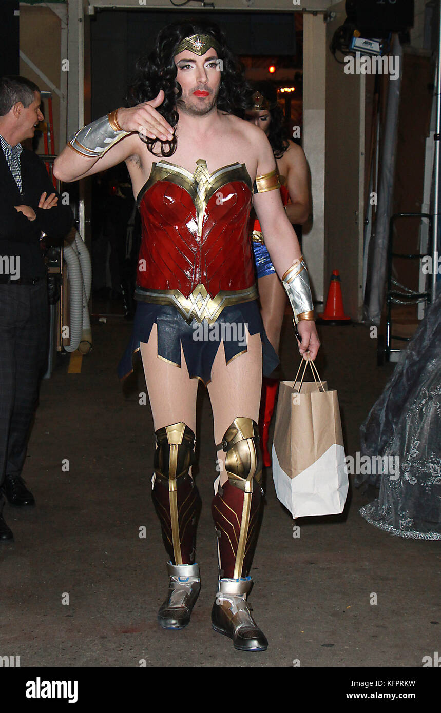 Drew ryan scott hi-res stock photography and images - Alamy