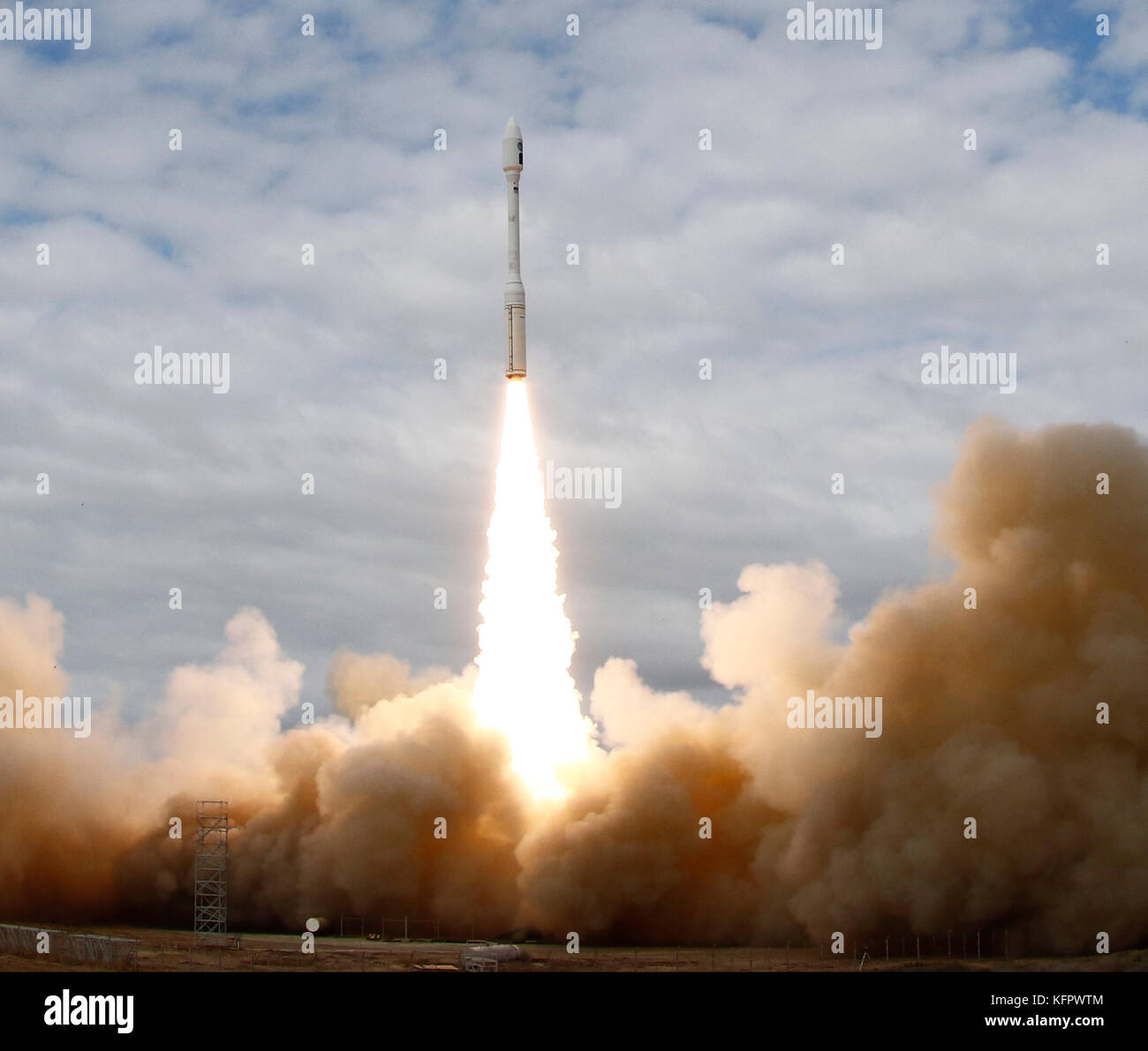 Minotaur rocket hi-res stock photography and images - Alamy