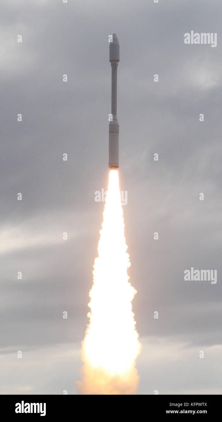 Minotaur rocket hi-res stock photography and images - Alamy