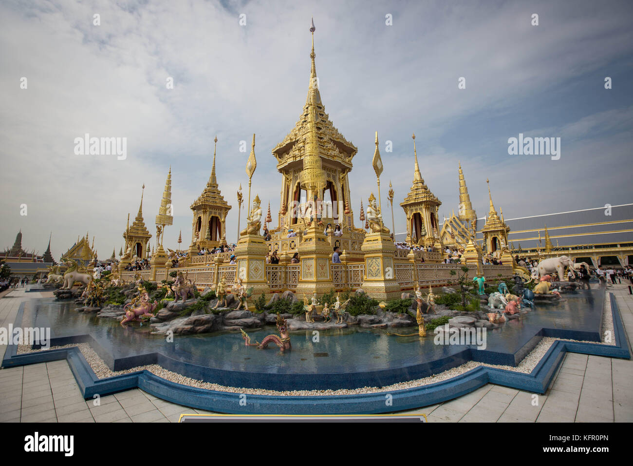 Bangkok, Thailand. 1st Nov, 2017. A general view of the Royal ...