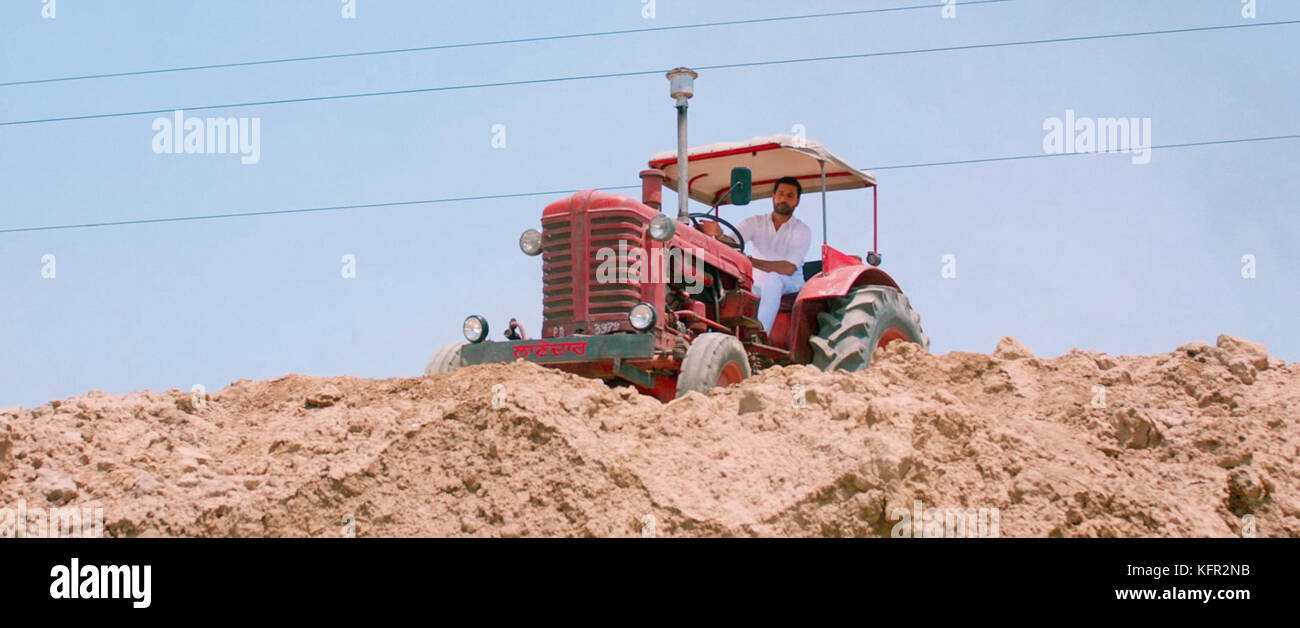 BAILARAS, Binnu Dhillon, 2017. © Naughty Men Productions /Courtesy ...