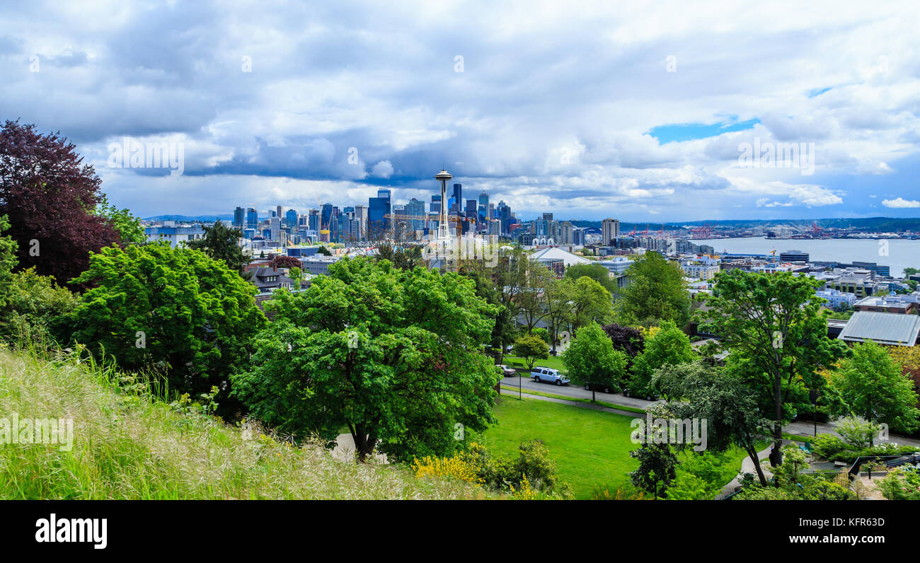 Queen anne seattle hi-res stock photography and images - Alamy