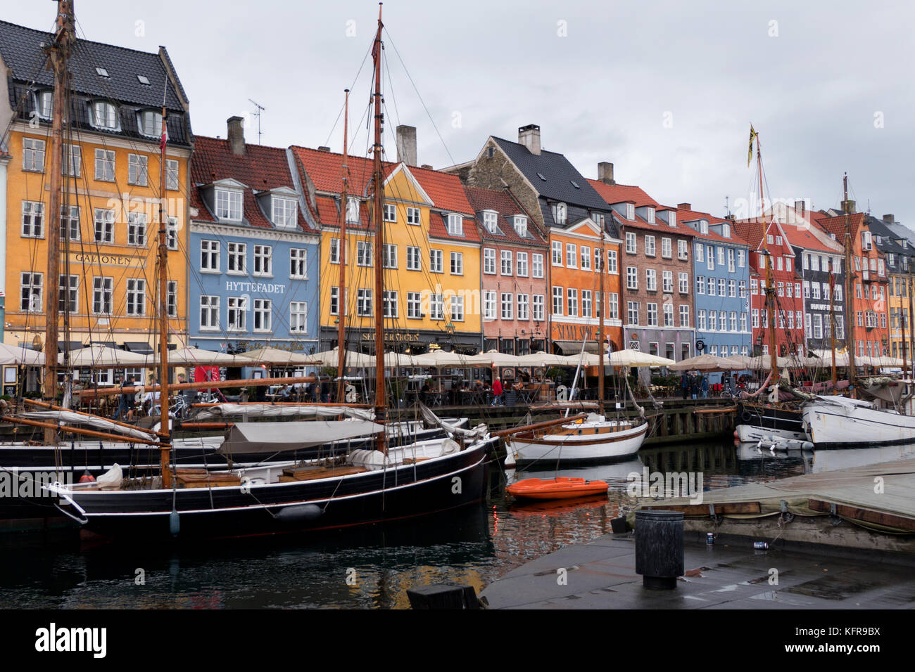 Nyhavn waterfront and entertainment district in Copenhagen, Denmark ...