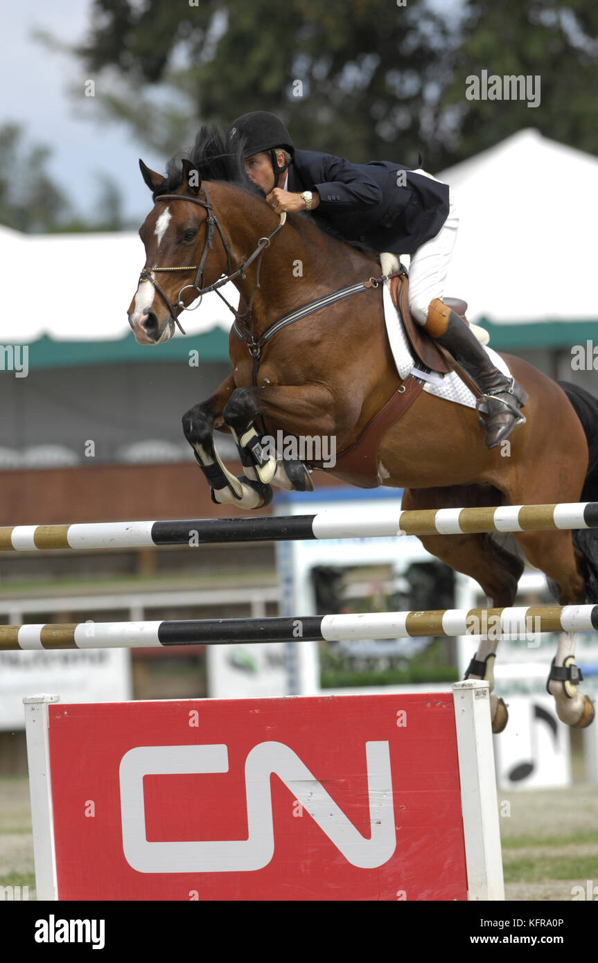 Richard Spooner (USA) riding Cristallo, Winter Equestrian Festival ...