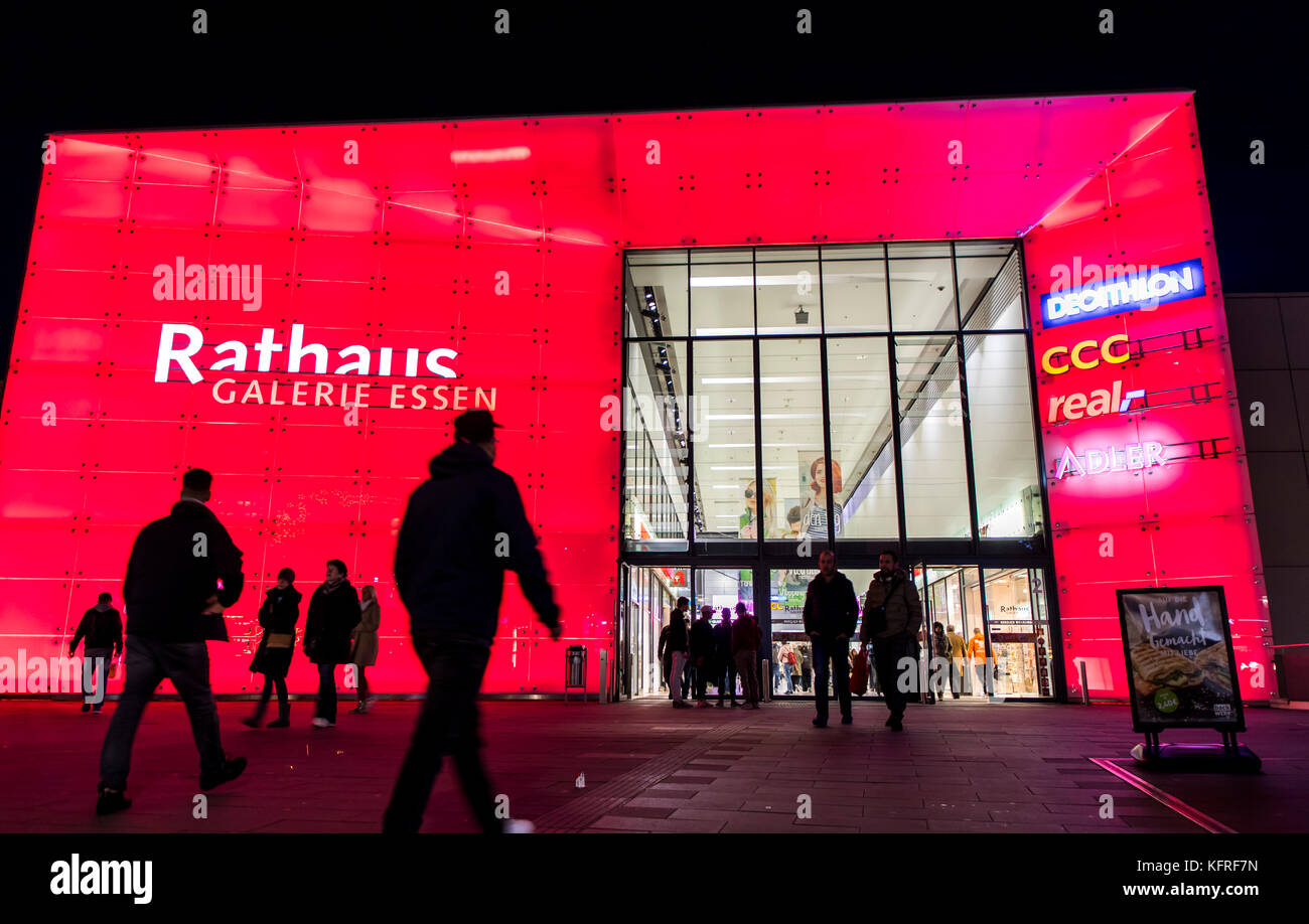 Shopping center Rathaus Galerie in Essen, Germany, downtown ...